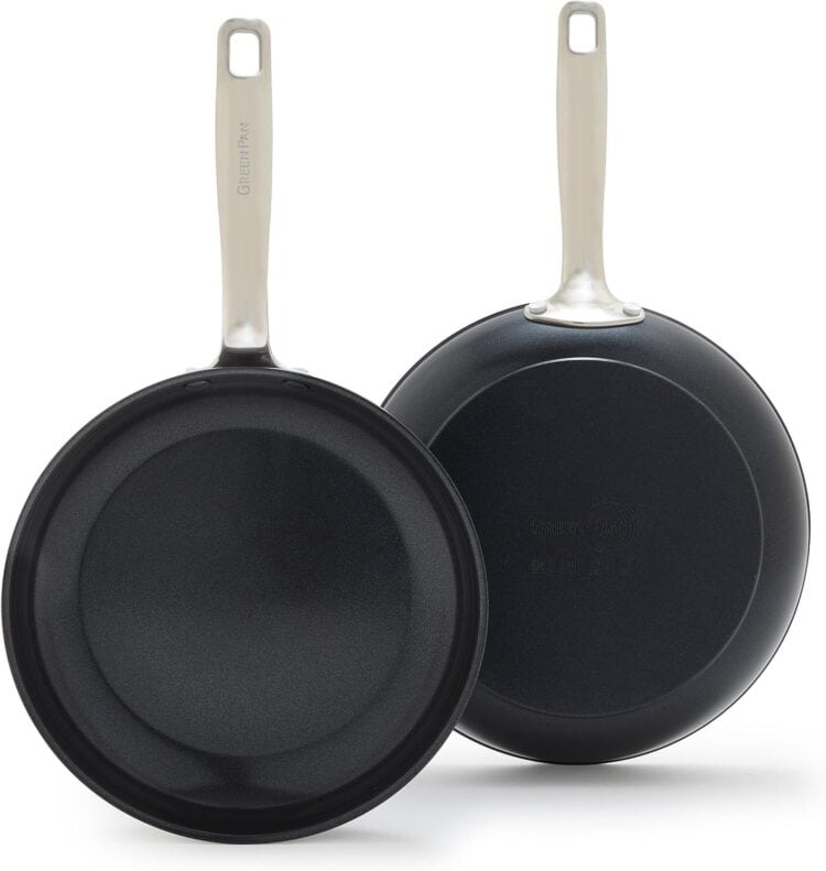 10 Best Non-Toxic Frying Pans In Canada Free From PFOA and PTFE ...